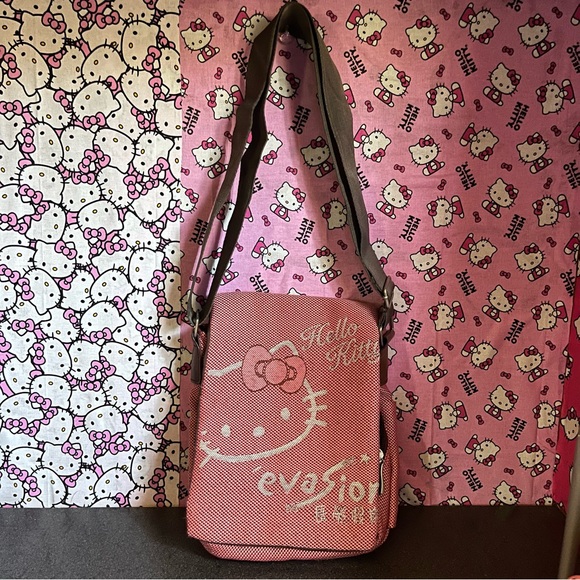 Hello Kitty | Bags | Hello Kitty Crossbody Bag | Poshmark